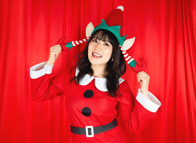 Christmas Party Supplies & Decorations | LookSharpStore